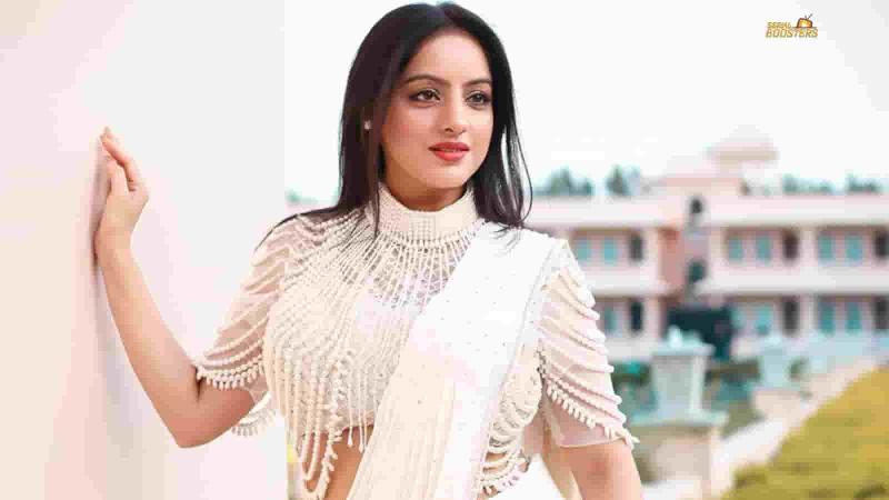 Know About Deepika Singh, aka IPS Sandhya Rathi Career, Family ...